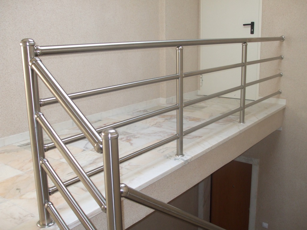 Inox